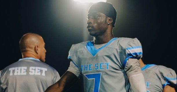 2027 FL DB Amare Nugent impressed with 'bond' created in Deion 'Coach ...