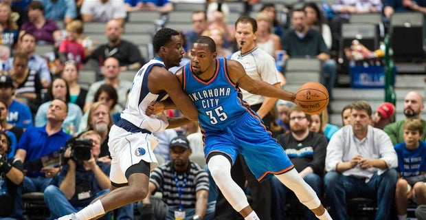 Kevin Durant undergoes successful surgery on his right foot