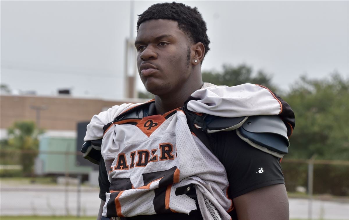 Photo Gallery: FSU commitment Roderick Kearney