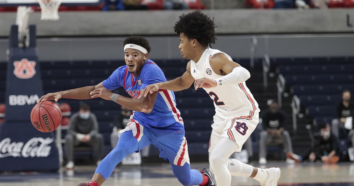 Devontae Shuler named SEC Co-Player of the Week