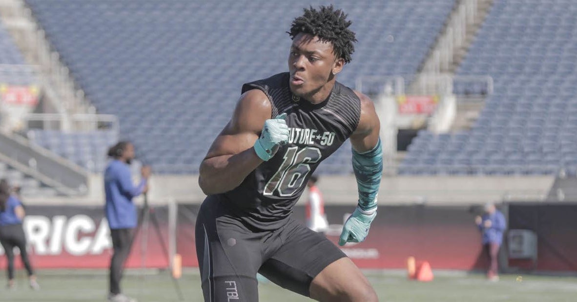 LSU makes it official with Derrick Davis Jr.