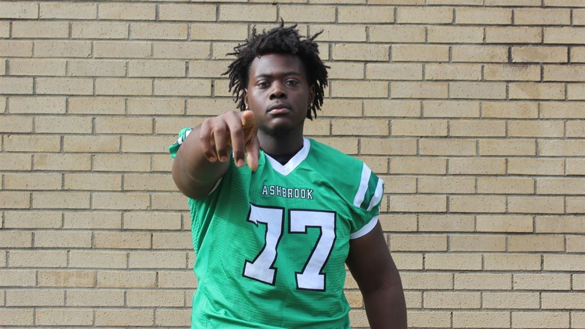 Official visits on deck for standout in-state OT Trent Mitchell