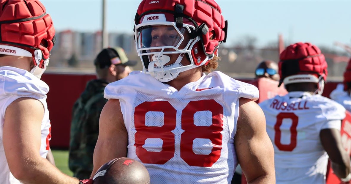 Arkansas tight end Rohan Jones poised for breakout season