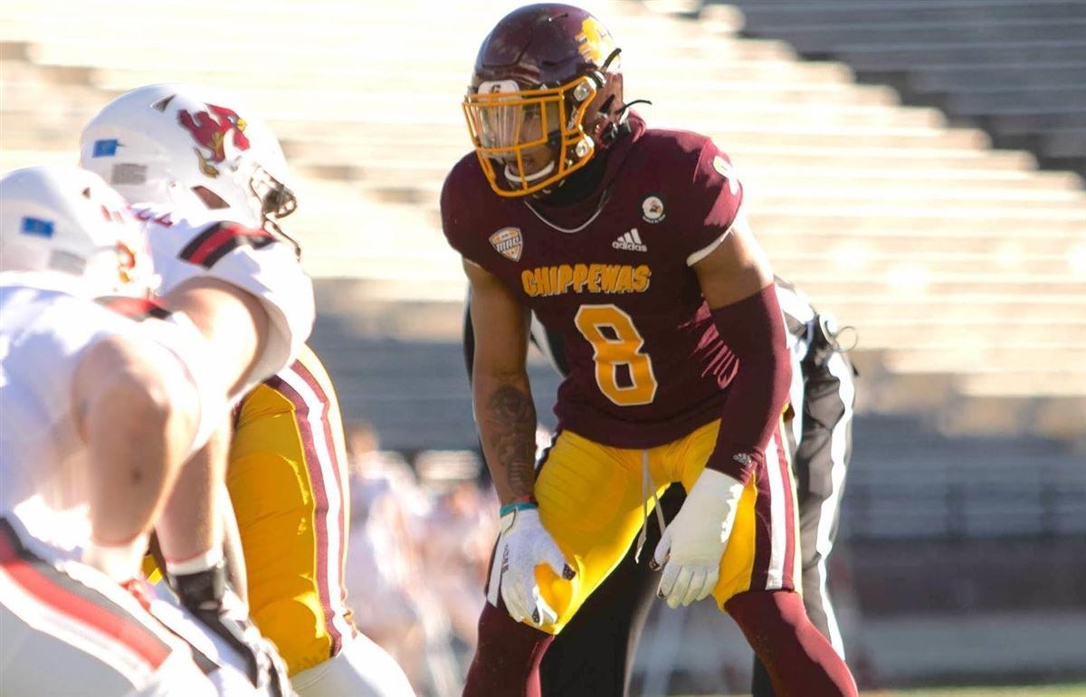 Grad transfer LB Troy Brown commits to Ole Miss