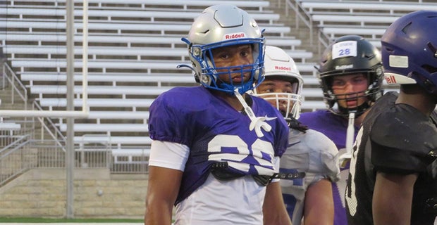 Darien Whitaker Jr. turns heads at Kansas State