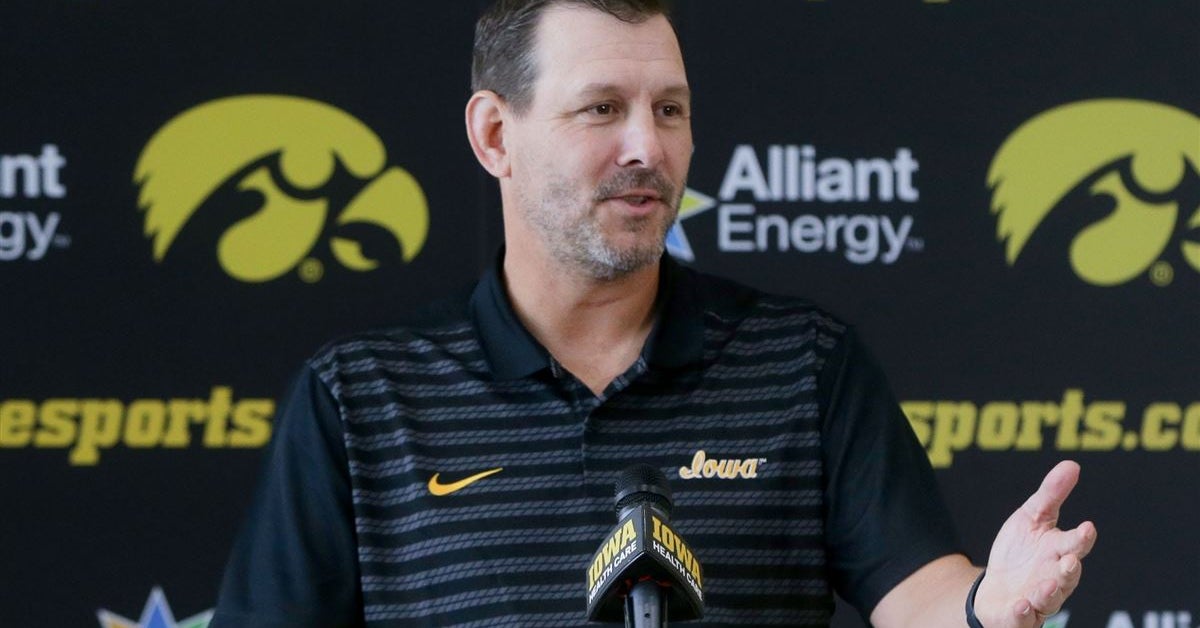 Cash Herrera decommits from Iowa: What is next for Iowa at quarterback ...