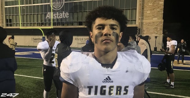 Safety Myles Slusher flips pledge from Oregon on signing day