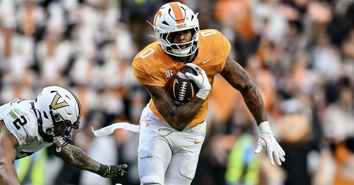 Vols still ranked in one new top-25 poll, but drop out of other at ...