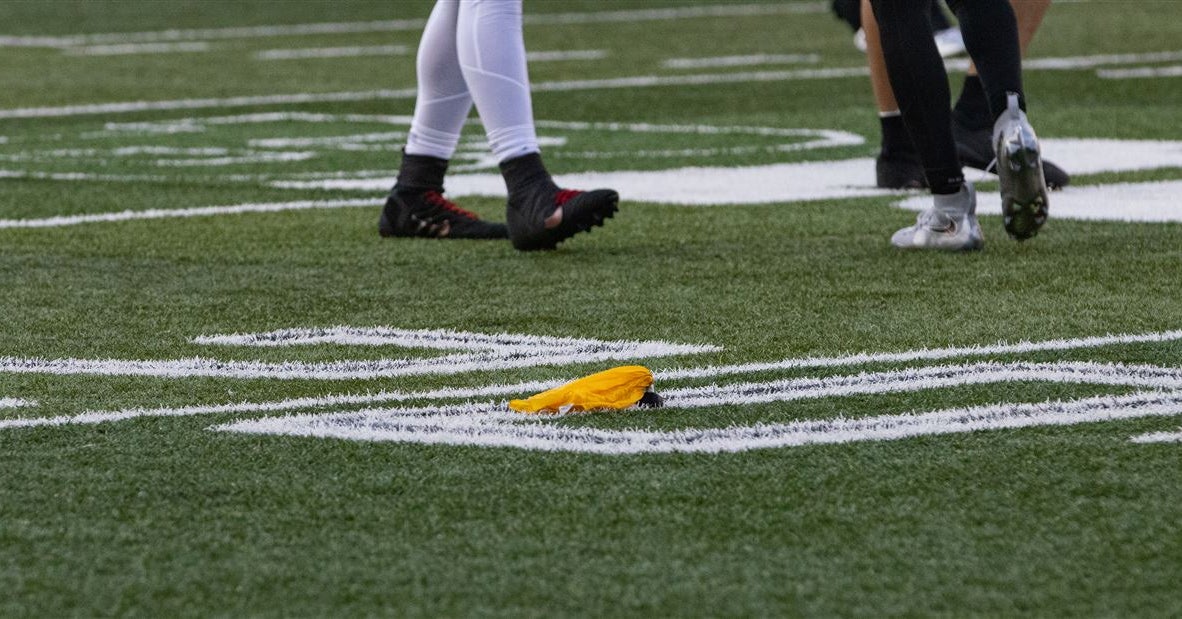 NCAA issues 12-man substitution rule interpretation change following ...