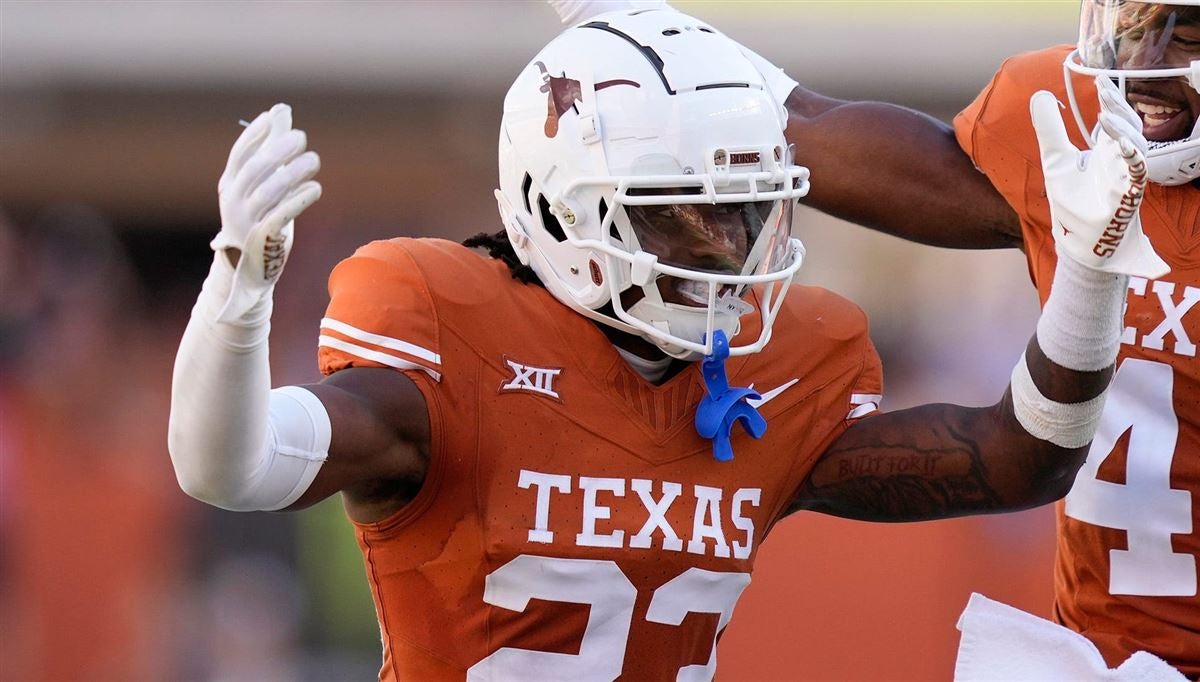 Texas defensive back Jahdae Barron returning to the Longhorns for the ...