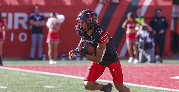 WATCH: Utah WR Devaughn Vele speak to the media prior to USC