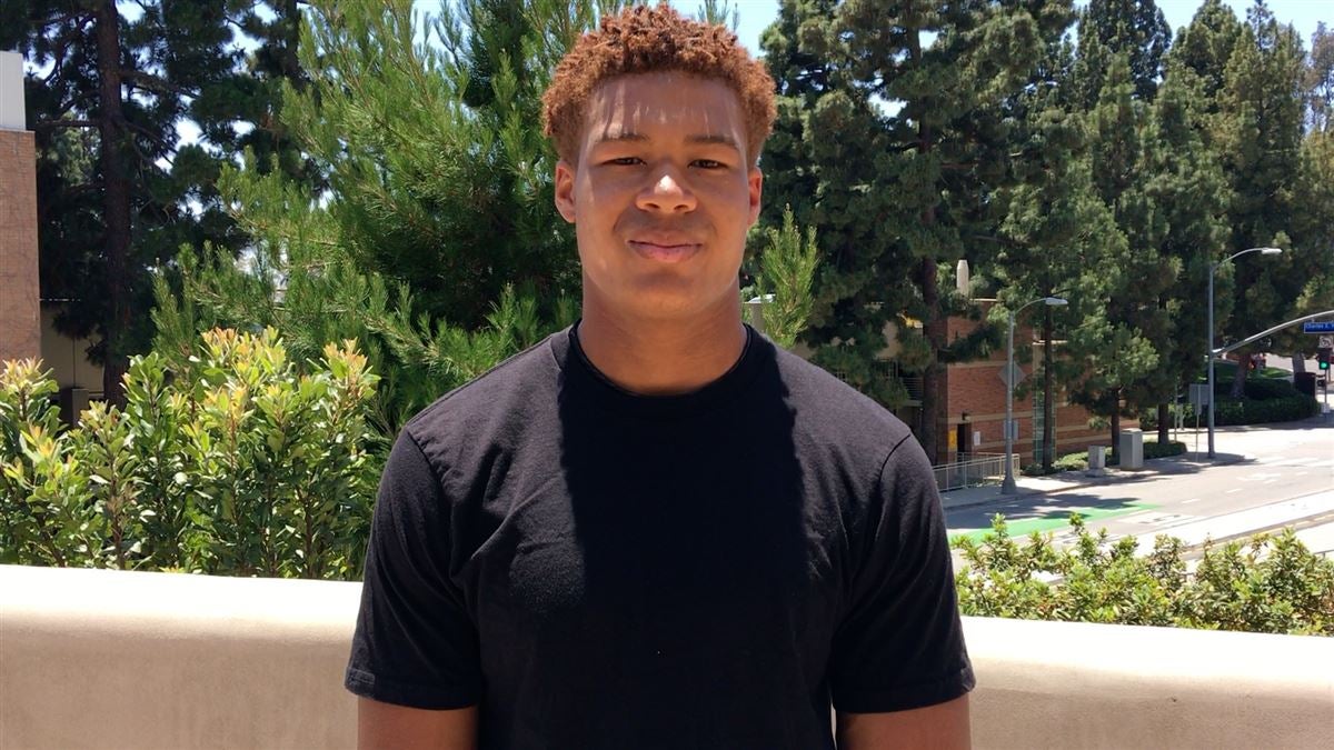 VIDEO: UCLA to Monitor 2019 Defensive End Amiri Johnson