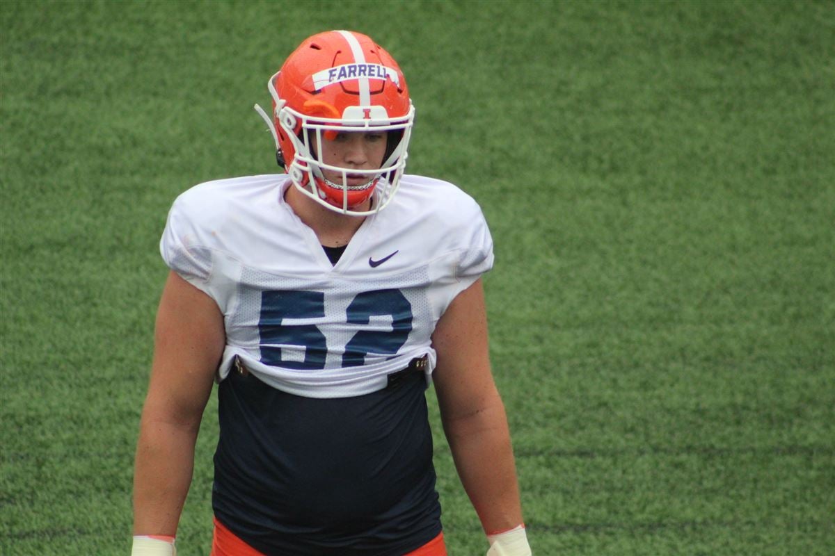Freshman Focus: Illini DL Pat Farrell