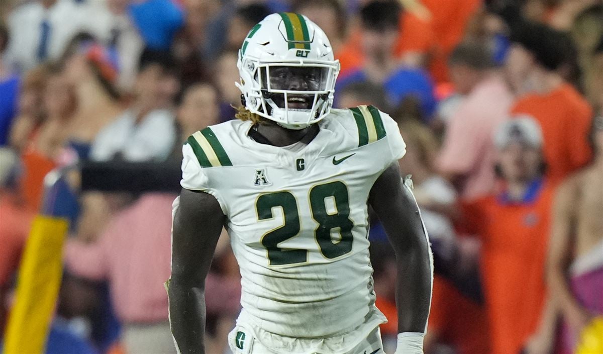 South Carolina adds linebacker transfer Demetrius Knight