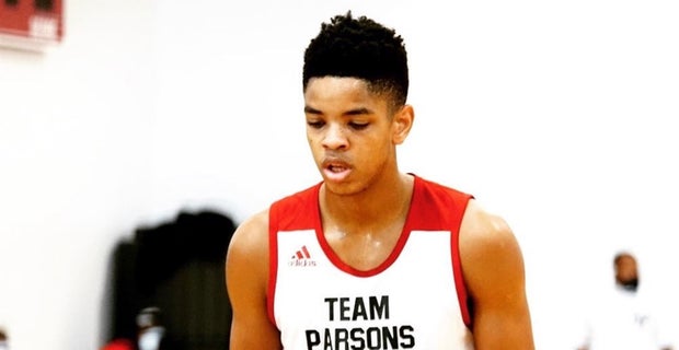 Off the Boards: Josh Minott discusses his commitment to Memphis