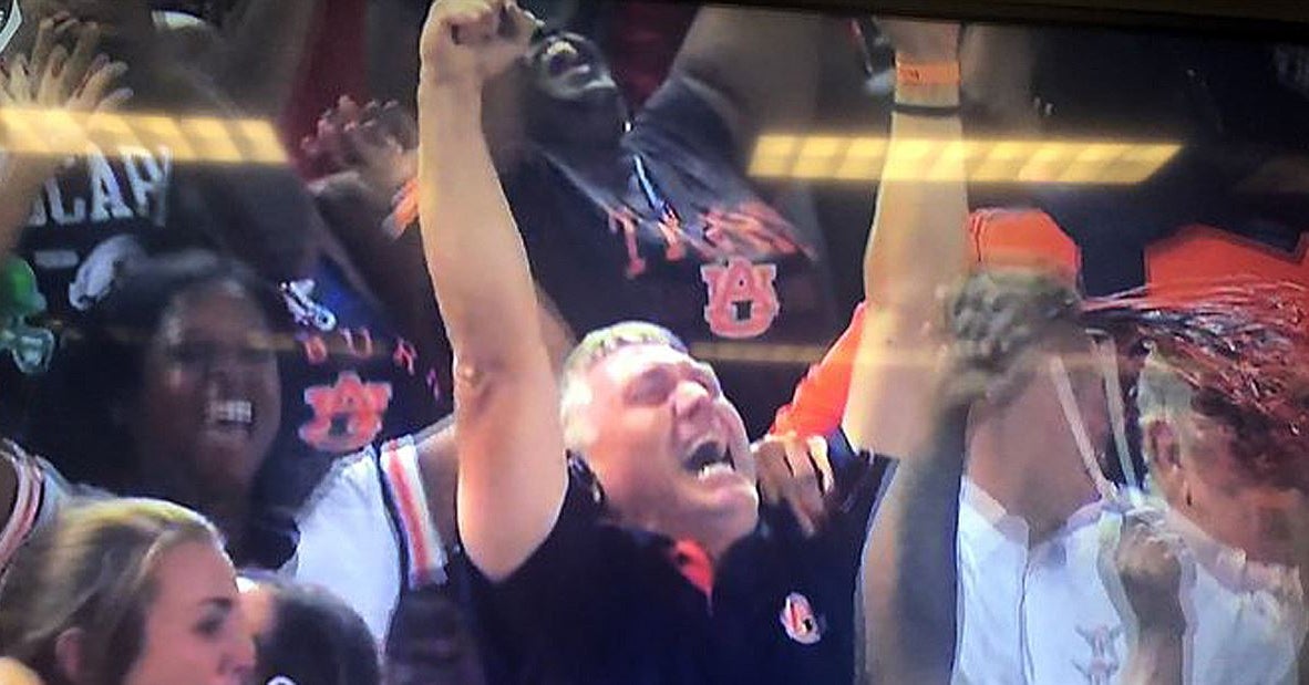 Watch Patrick Nix have epic reaction to son's game winner