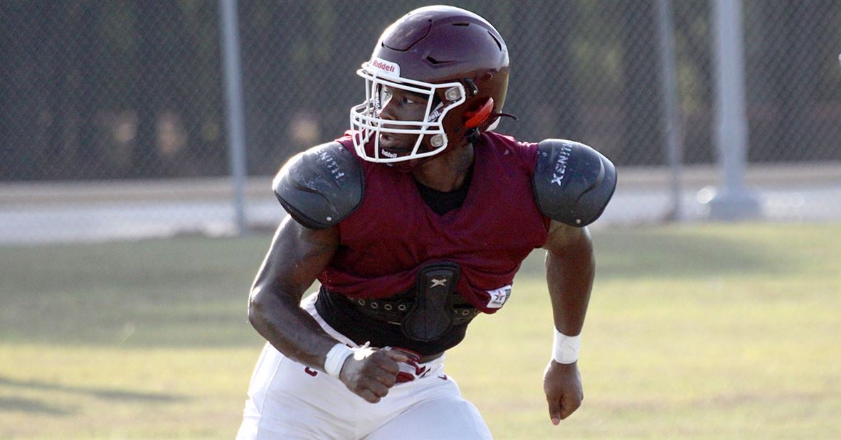 4-star LB Xavier Atkins readying for senior season, looking at schools