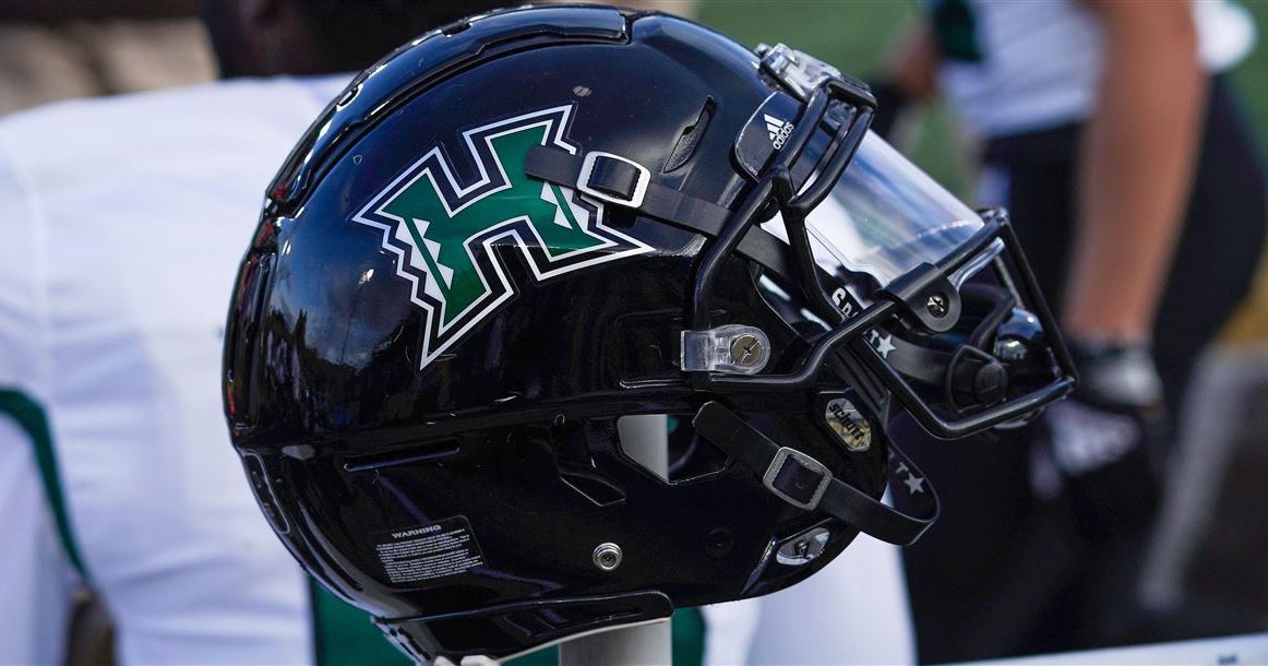 Hawaii's Timmy Chang era opens with 63-10 loss to Vandy