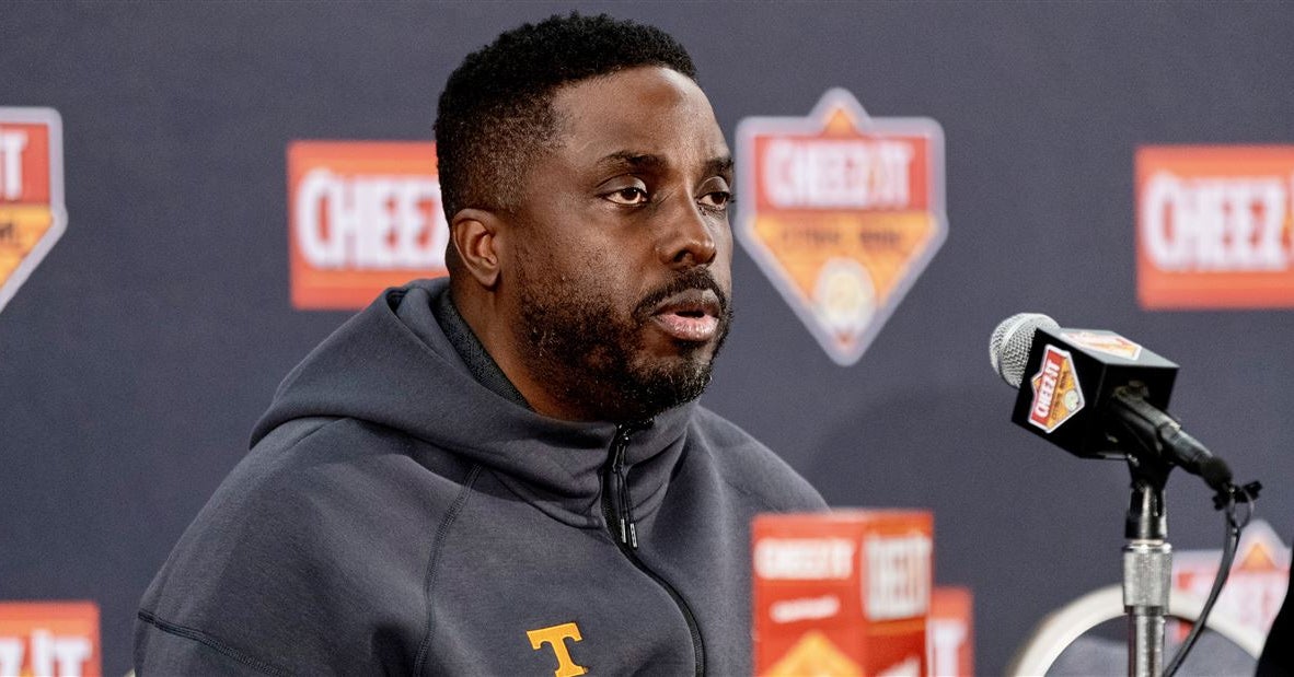 Everything Vols DC Tim Banks said about Tennessee's defense heading ...