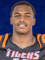 Corey Amos, Opelousas, Linebacker