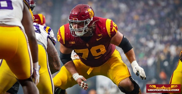 USC's Jonah Monheim leading Trojans by embracing change