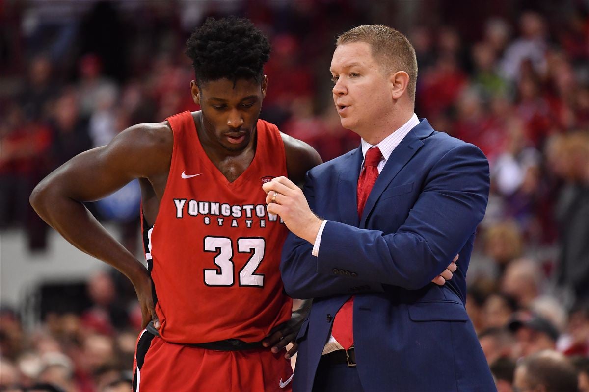 Why Cincinnati’s Jerrod Calhoun Is ‘Tailor-Made’ for Modern College ...