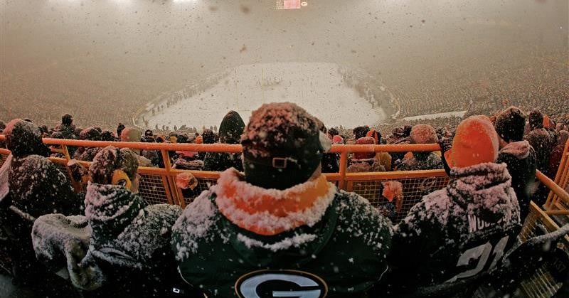 As the NFL Moves Indoors, Can the Packers' Cold-Weather Identity Thrive?