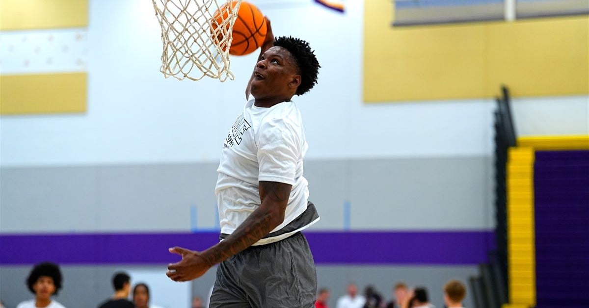 Highlights: Wisconsin Commit Tre Fenderson Makes DME Academy Debut in ...