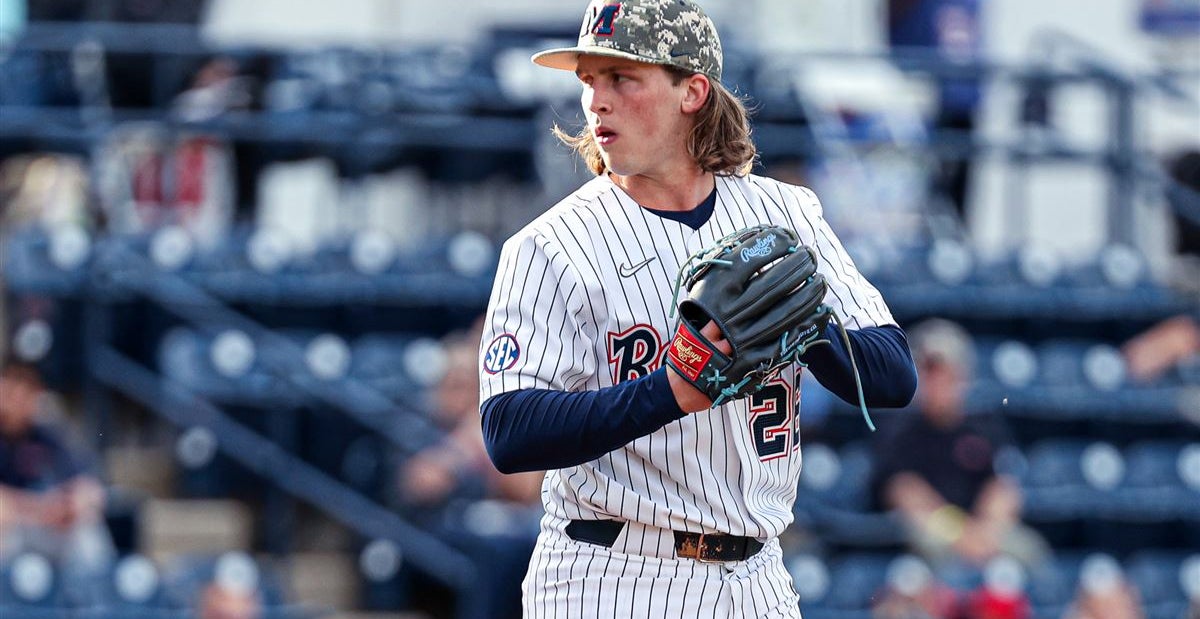 Hunter Elliott on Arkansas: 'They're pitchable'