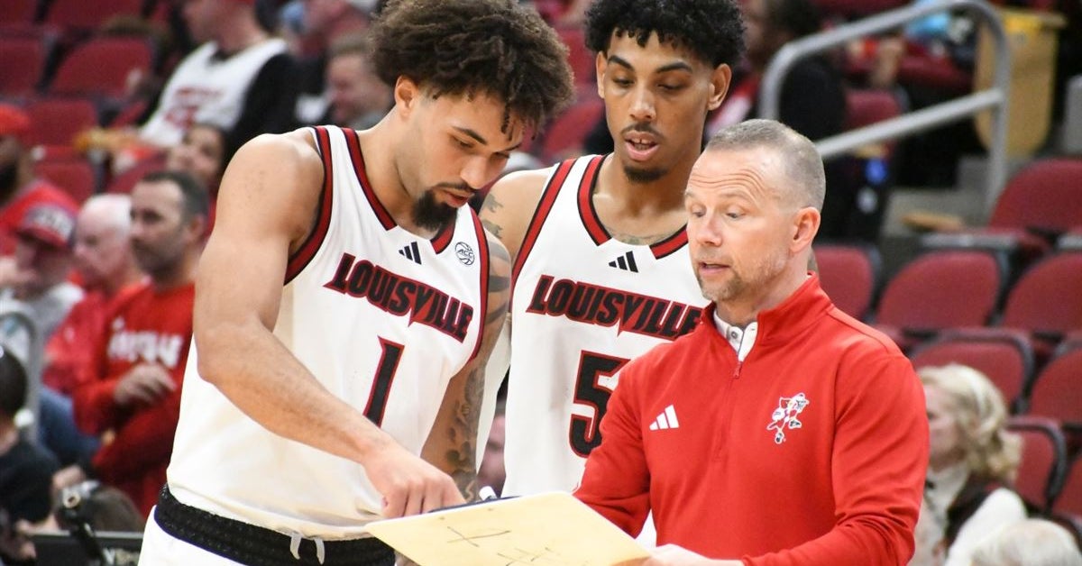 Threes away as Louisville downs Young Harris in exhibition, 106-59