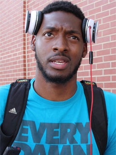 Dominique Elliott Photos