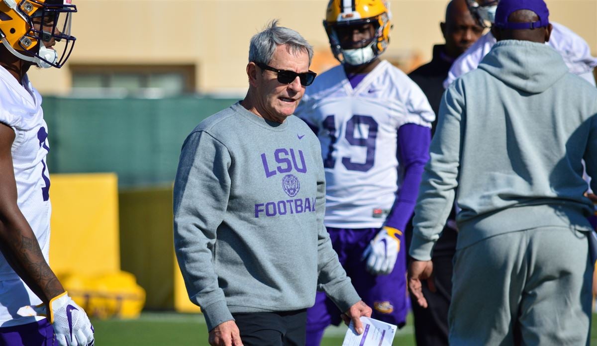 Jerry Sullivan retires from coaching