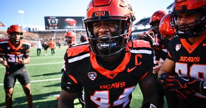 Oregon State Football Midseason Review: Inside Linebackers