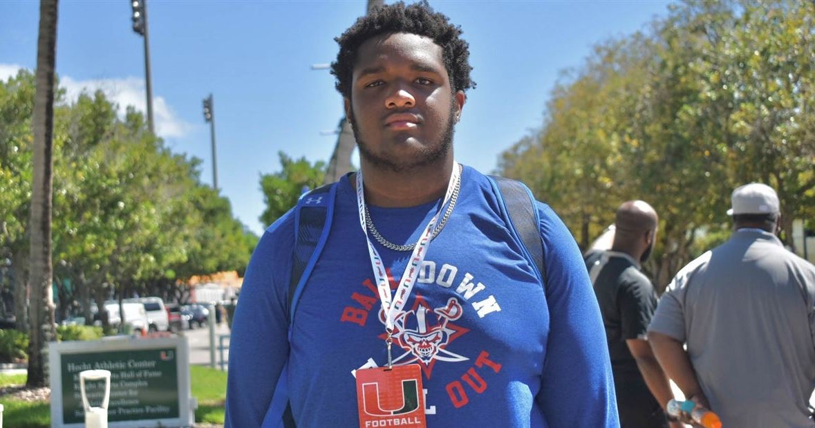 Miami in a tight race to land fifth official visit from Top247 OL ...