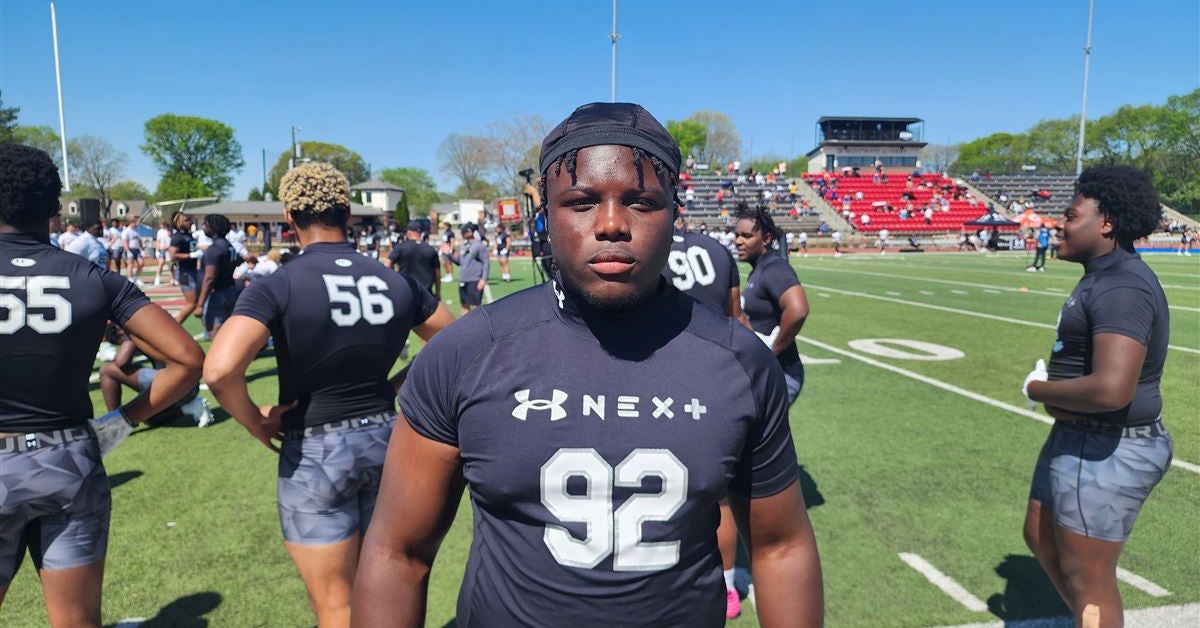 Top247 DL Kevin Oatis recaps Arkansas official visit