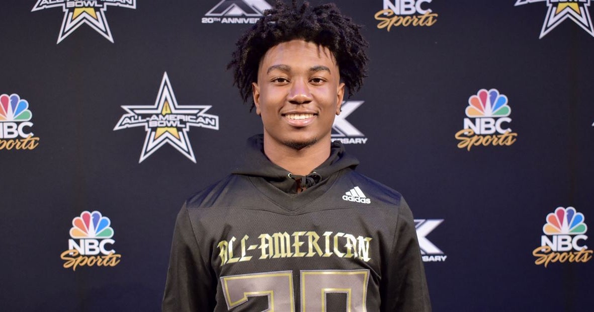 Five-star Clemson commit Fred Davis II honored as All-American