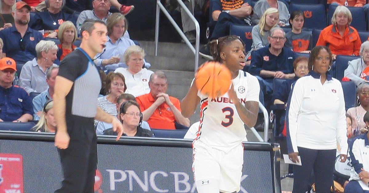 Late cold spell costly as Tigers lose SEC women's hoops home opener