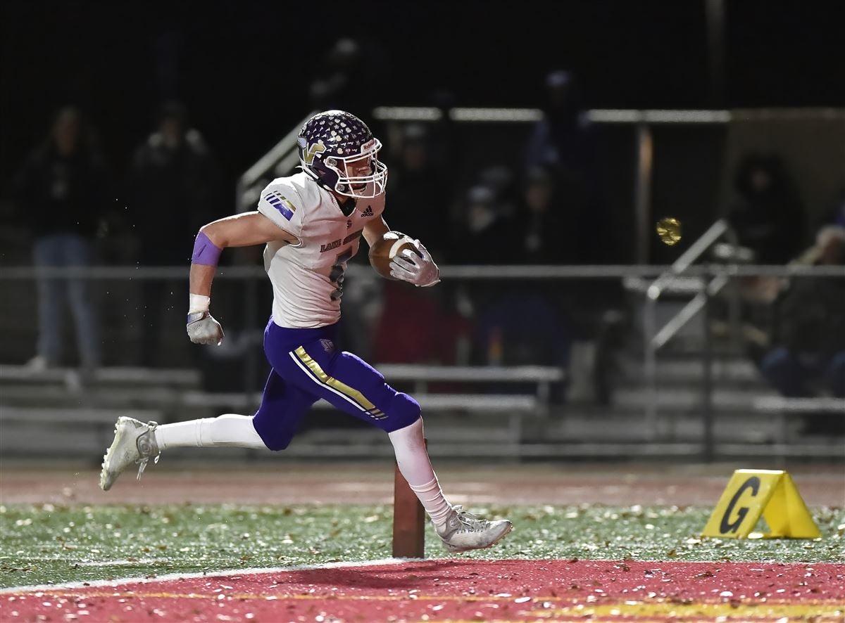 PHOTO GALLERY: Lake Stevens Defeats Kennedy Catholic, Win 4A State ...