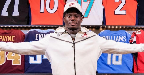 Alabama lands 5-star LB Qua Russaw, adds another elite edge