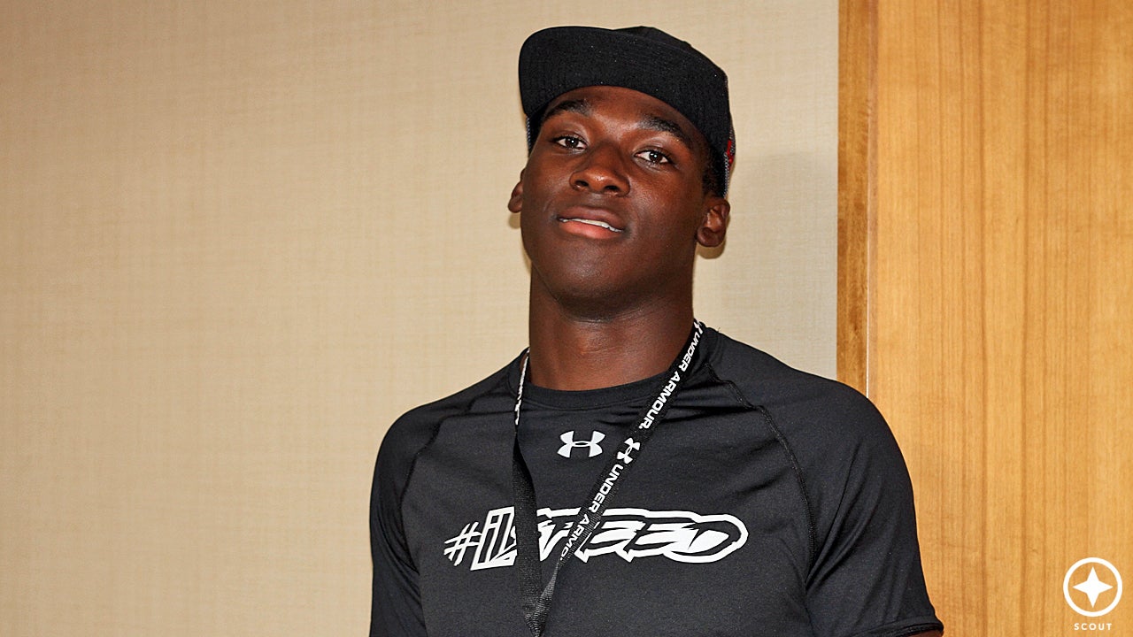 UA Game: Drake Davis