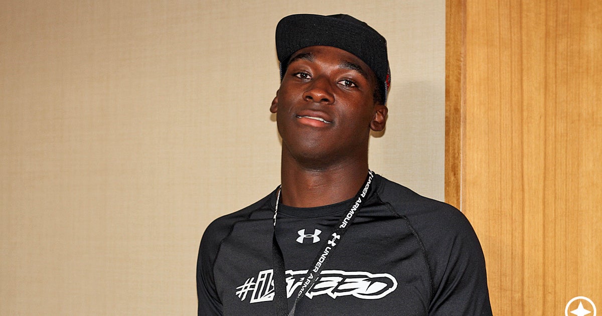 UA Game: Drake Davis