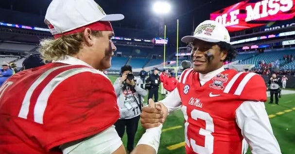 Jaxson Dart gushes over Austin Simmons’ ‘elite talent’