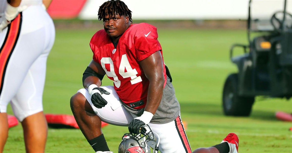 Khalil Davis reportedly makes Bucs 53-man roster