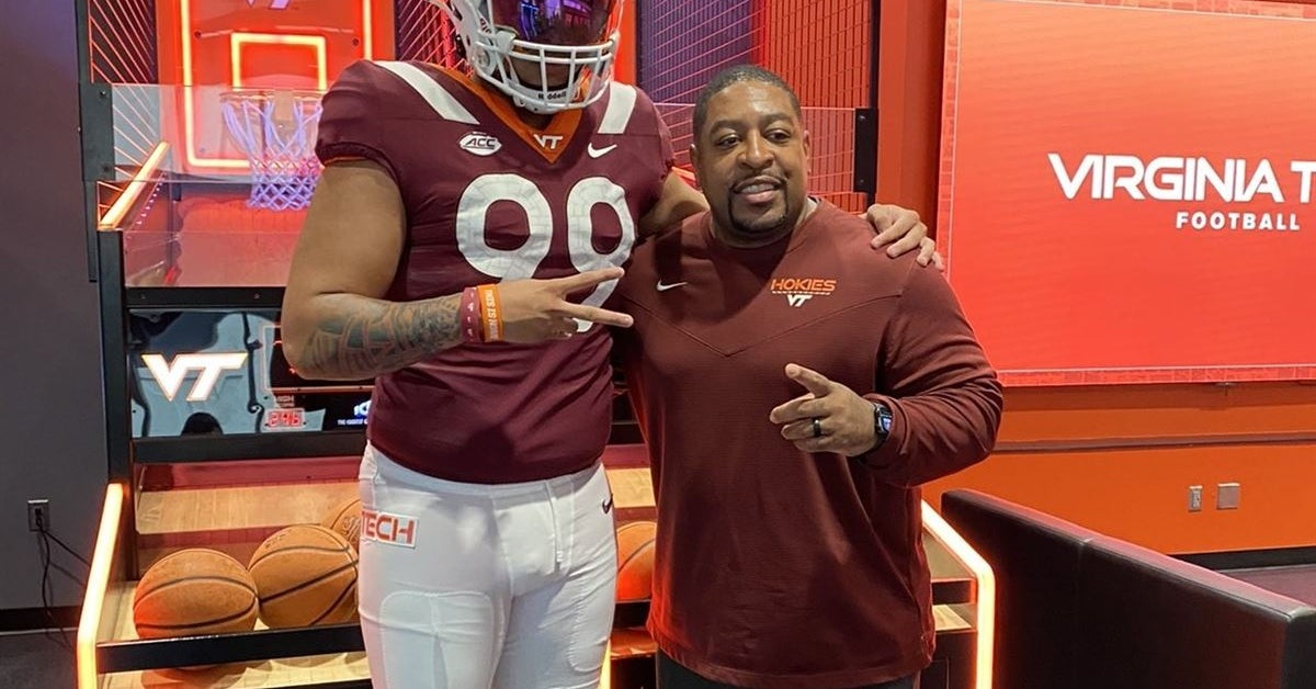 OL Terez Davis locks in Virginia Tech official visit