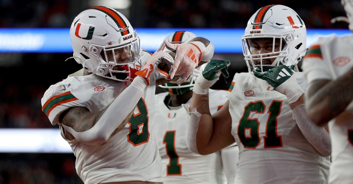 No. 6 Miami Hurricanes to wear all-white uniform at Syracuse