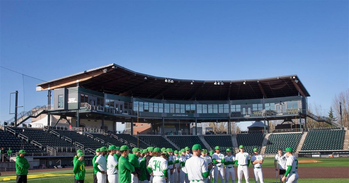 Live Updates: Oregon baseball takes on St. John's at newly renovated PK ...