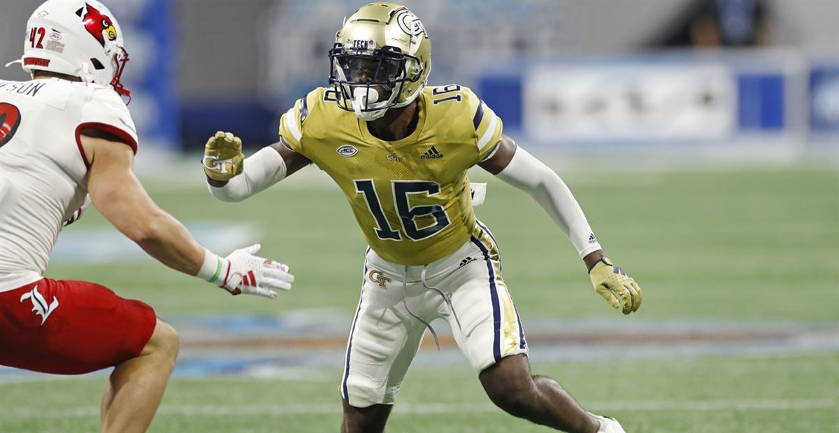 UCLA Commitment Analysis: DB K.J. Wallace