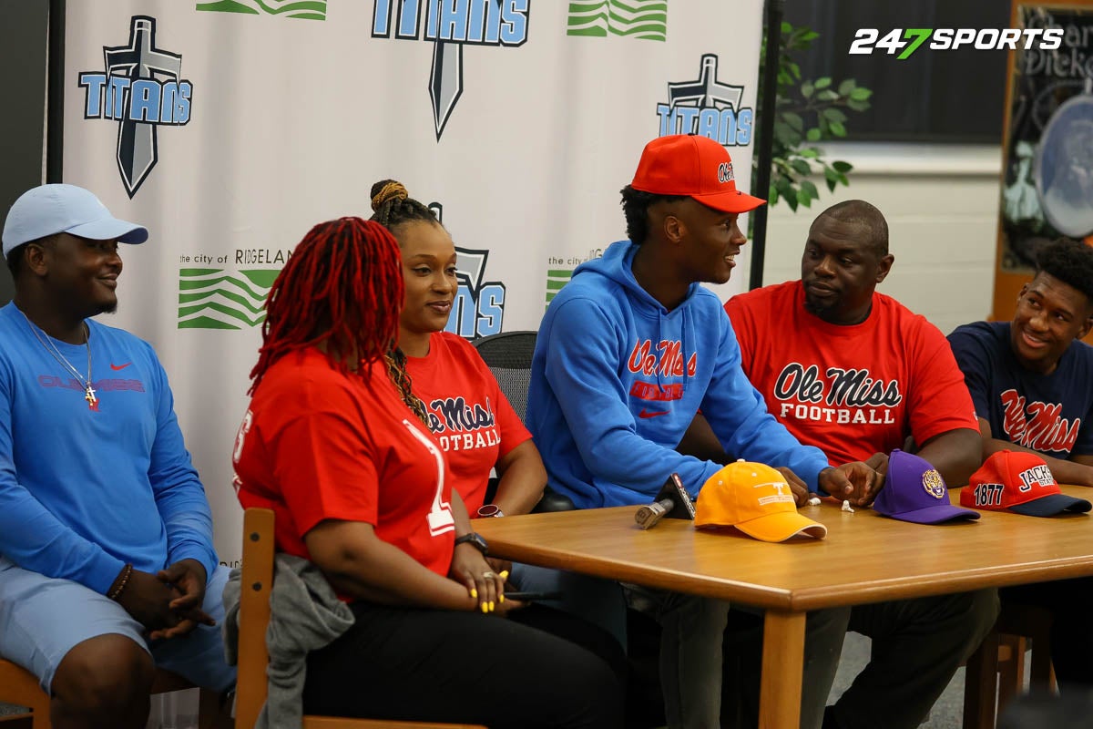 Photos | Ole Miss lands four-star receiver Ayden Williams