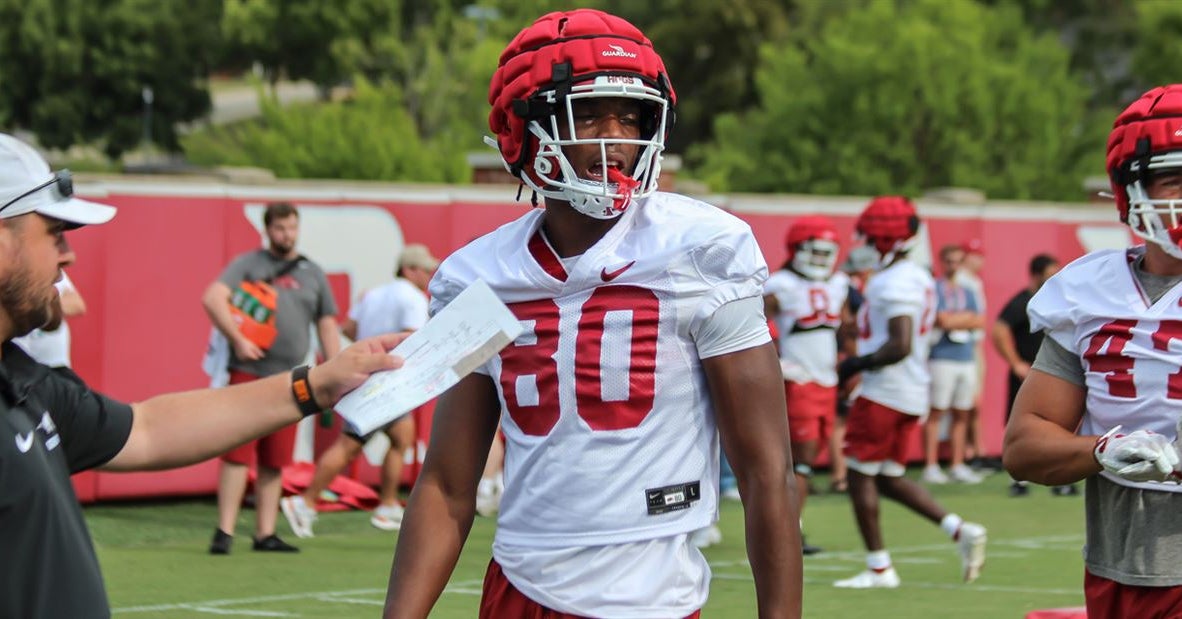 Former Arkansas tight end Shamar Easter signs with North Carolina