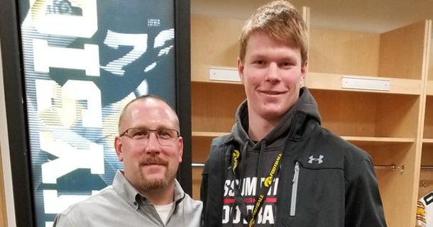 2021 OT Tyler Maro hearing from Power 5 programs